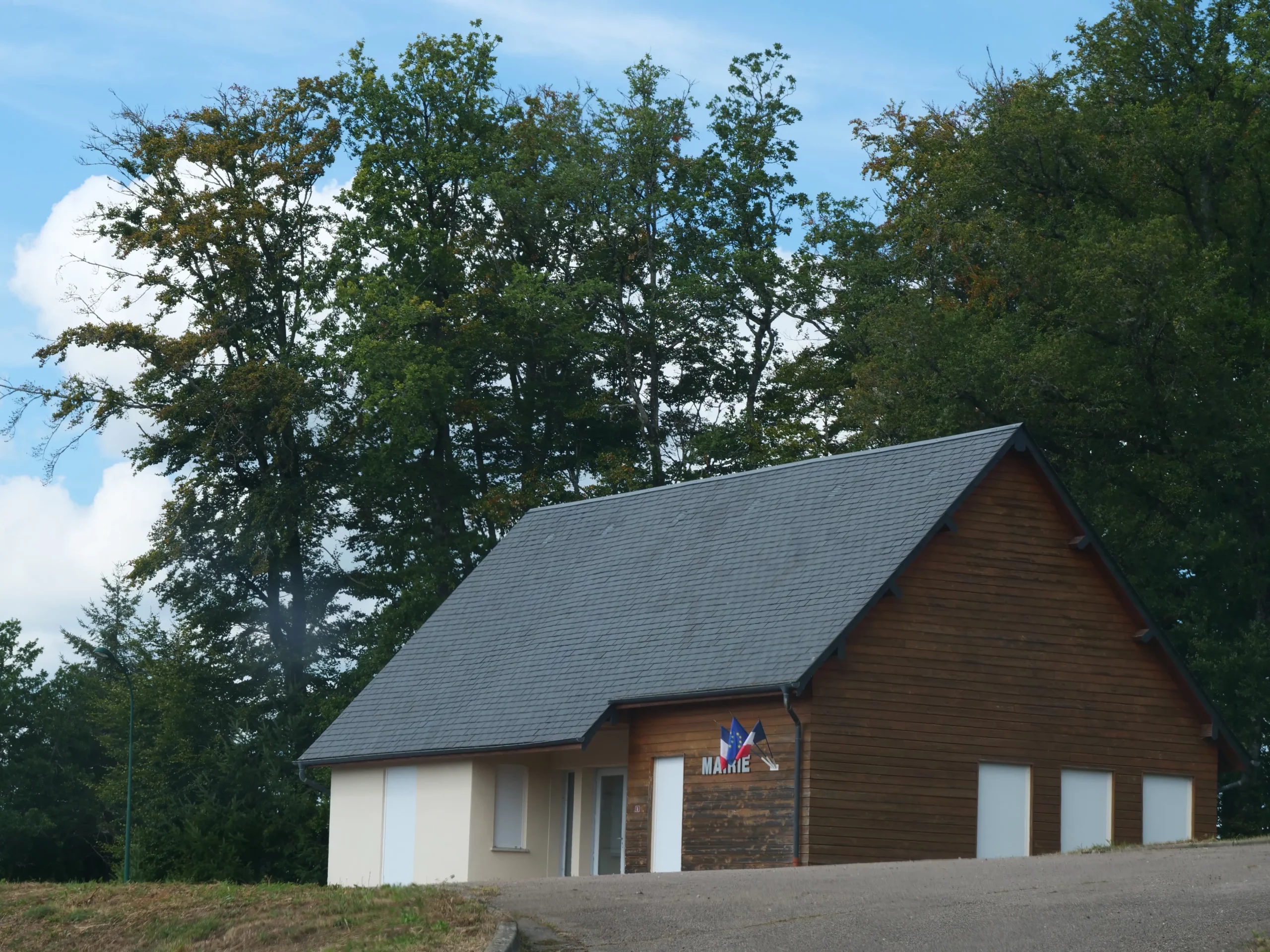 Mairie d’Alleyrat - Vivre en Haute-Corrèze